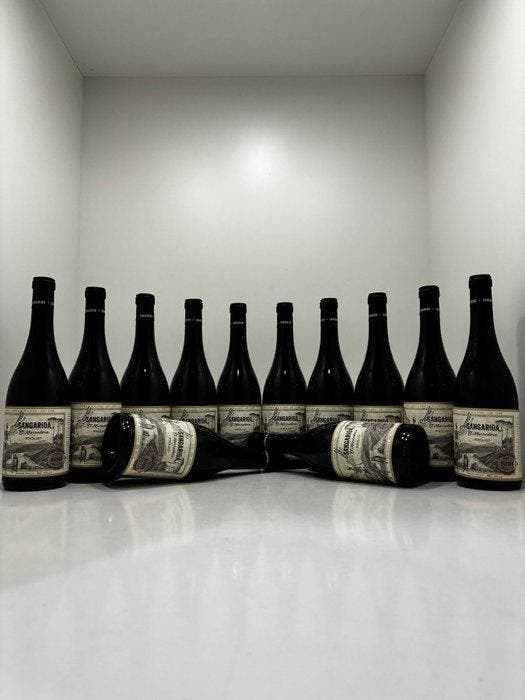 ≥ 2021 Bodegas y Viñedos Attis, Sangarida El Morredero - — Wijnen ...