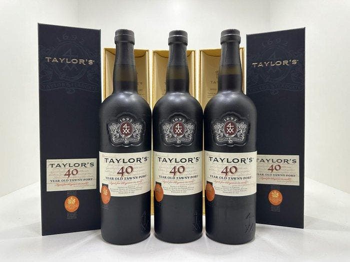 ≥ Taylor’s - 40 years old Tawny - Porto - 3 Flessen (0.75 — Wijnen ...