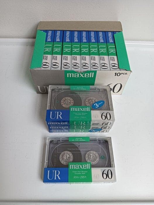 ≥ geen. - UR 60 - Audiocassette - 1980 — Radio's — Marktplaats