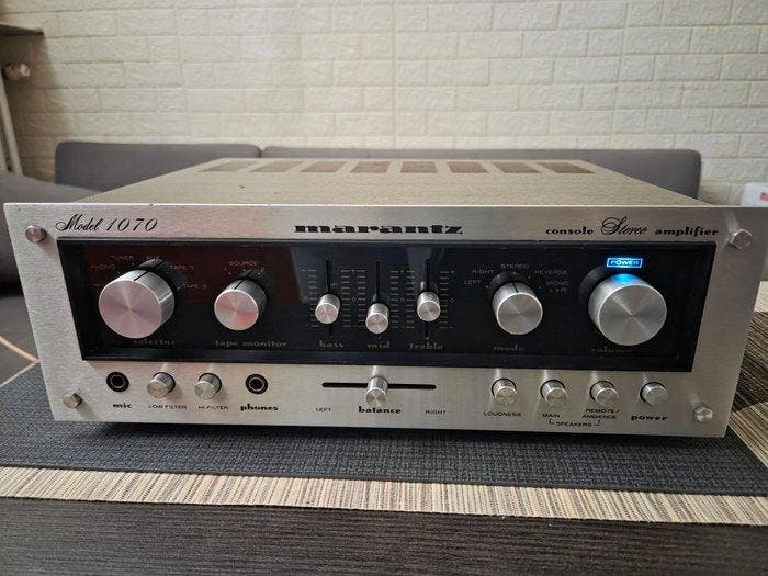 ≥ Marantz - Model 1070 Solid state versterker — Radio's — Marktplaats