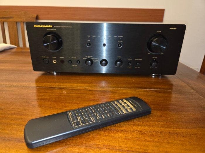≥ Marantz - PM7200 Solid state geïntegreerde versterker — Radio's ...