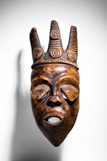 ≥ Masker - Pende - DR Congo (Zonder minimumprijs) — Kunst | Niet ...